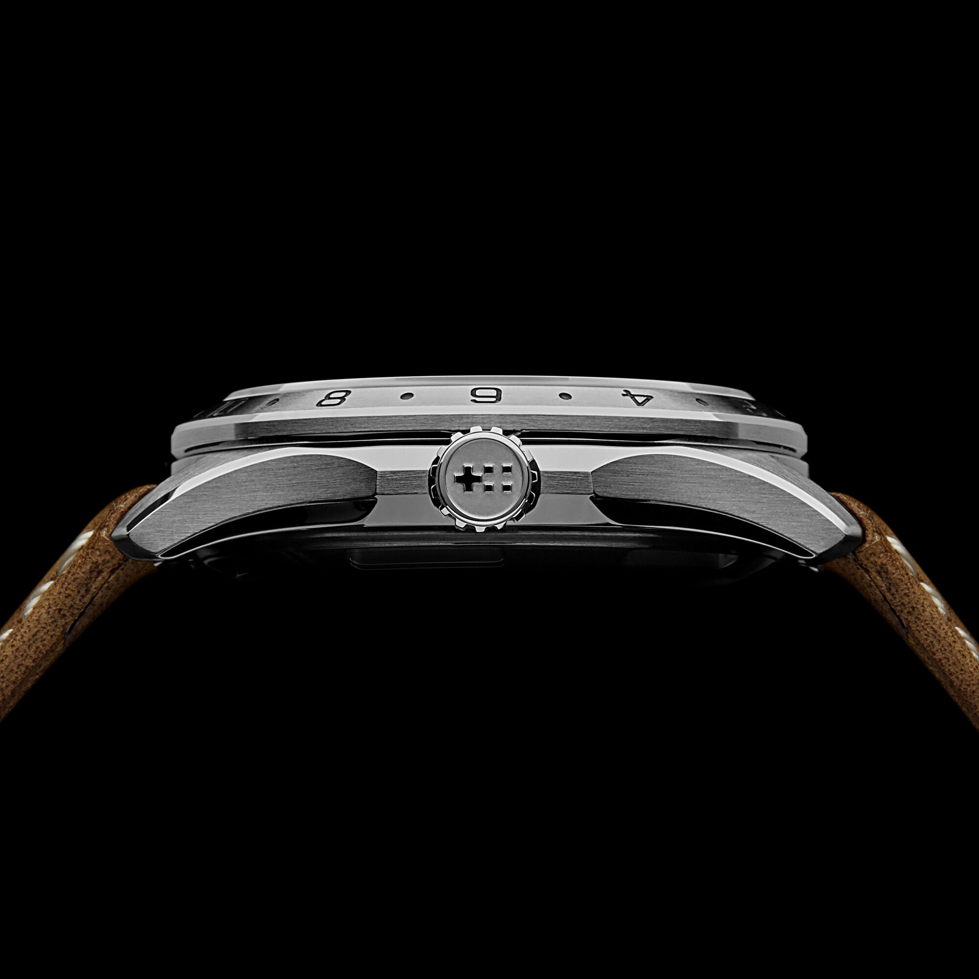 C63 Sealander GMT | Christopher Ward