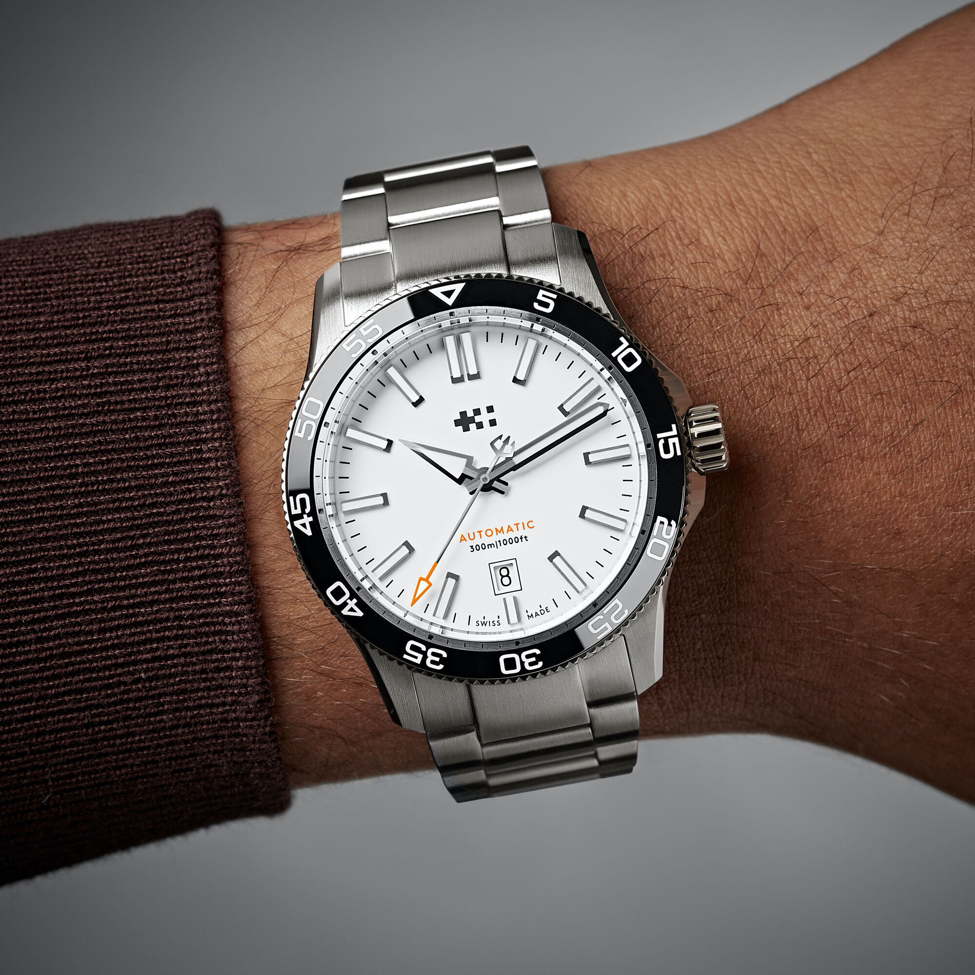 C60 Pro 300 Bader - 42mm | Christopher Ward