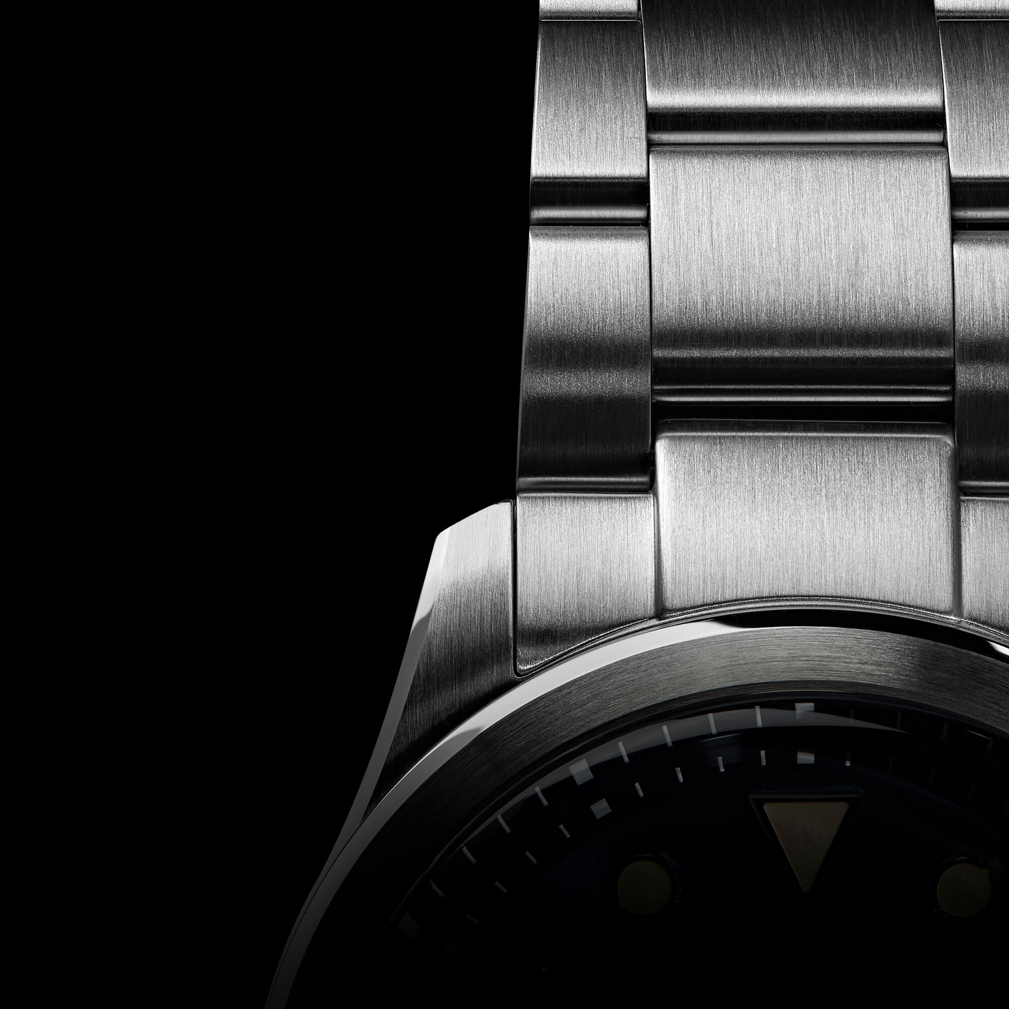 C63 Sealander Bader- 39mm | Christopher Ward
