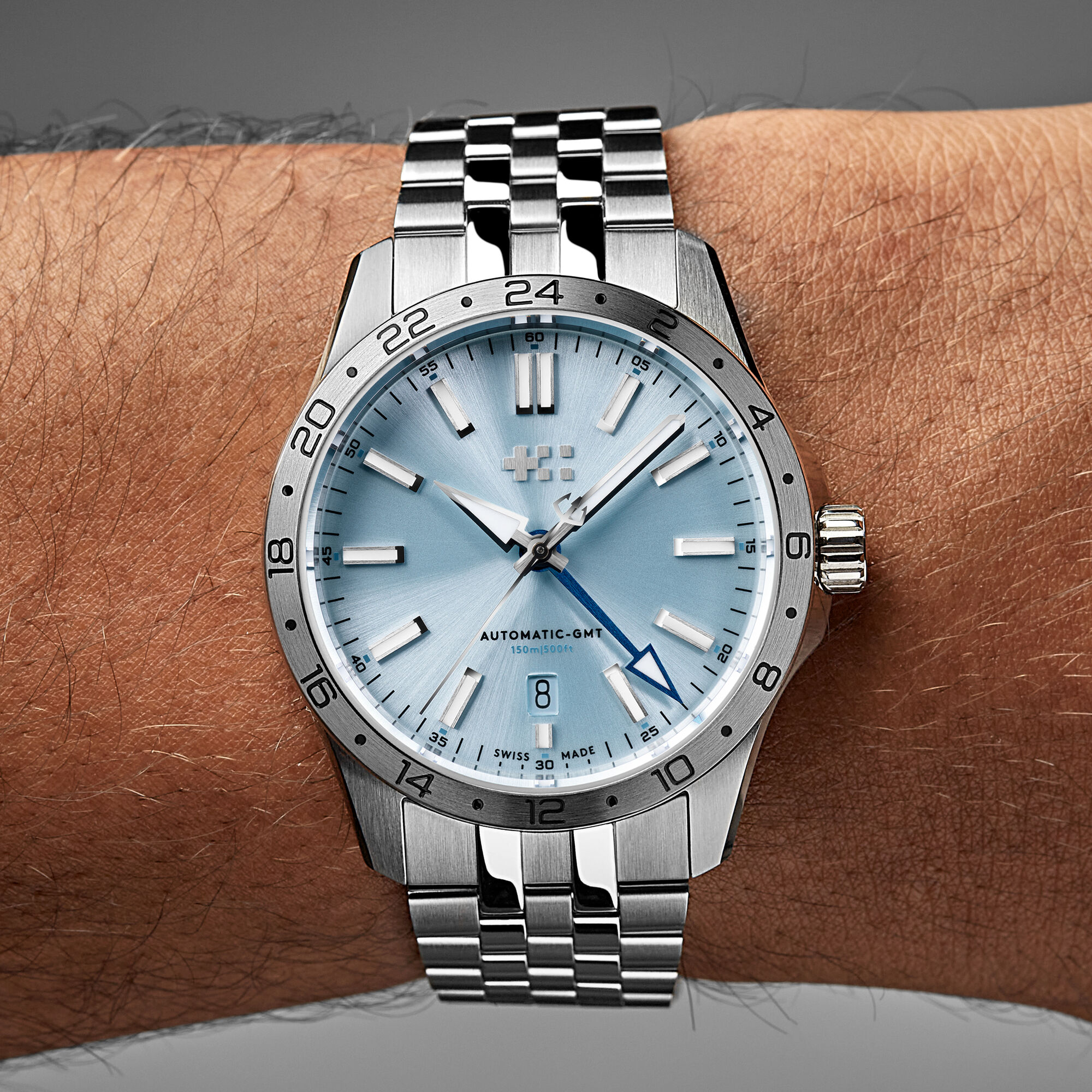 C63 Sealander GMT | Christopher Ward