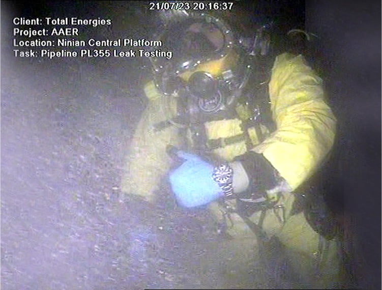 Loupe: Under pressure! Life as a saturation diver | Christopher Ward