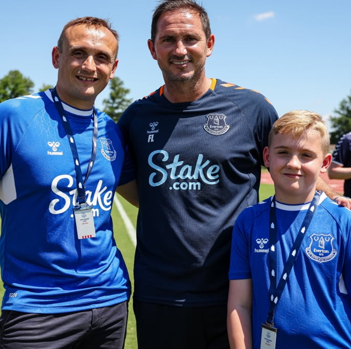 Loupe: Christopher Ward becomes Everton's Official Global Timing ...